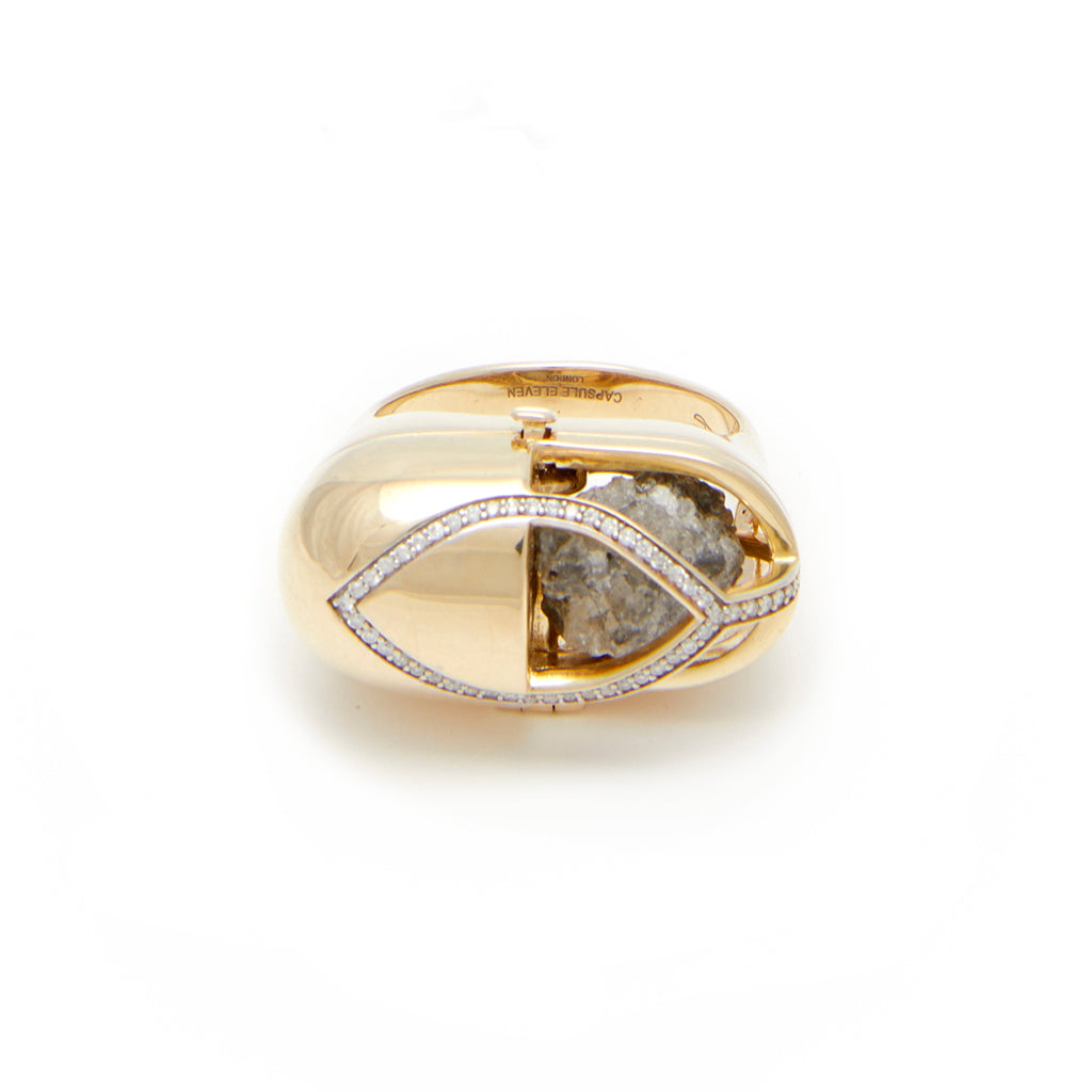 Capsule Diamond Ring - 18kt recycled gold - made to order – Capsule Eleven